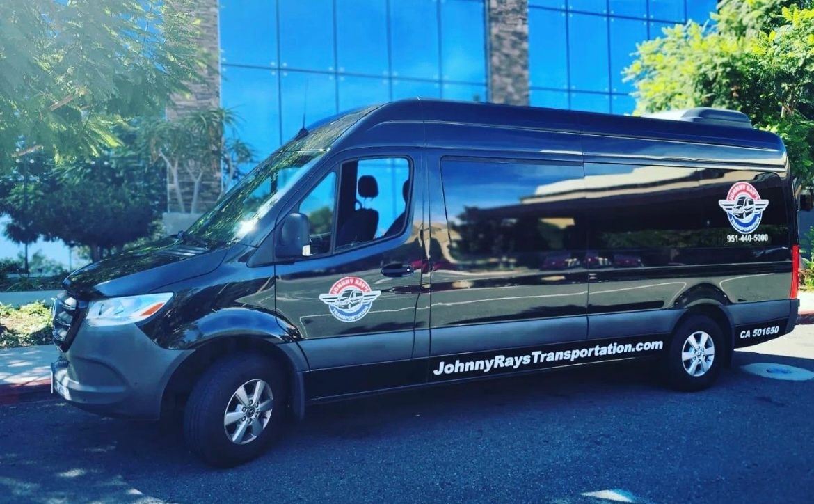 Luxury Party Bus & Transportation Services in California